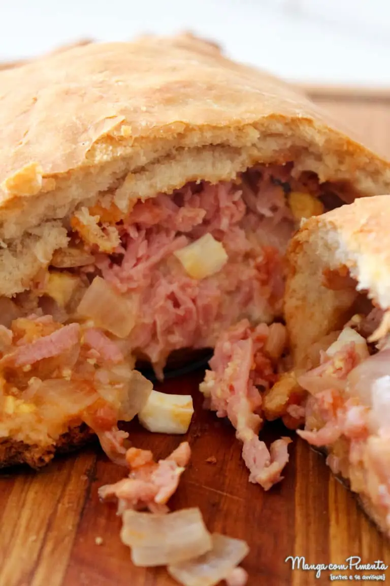 Receita de Calzone Recheado | Lanche para toda Família - Manga com Pimenta