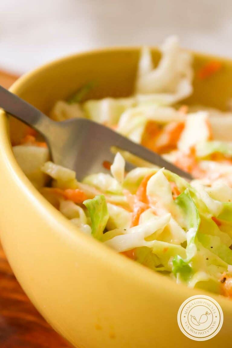 Salada de Repolho e Cenoura com Maionese - Manga com Pimenta