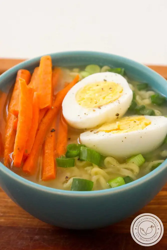 Ramen Simples de Preparar e "Cura Ressaca" - Manga com Pimenta
